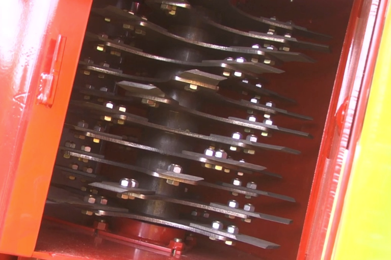 Owen Cattle Co. Ltd | Supreme International | Cattle Diet Feeders ...